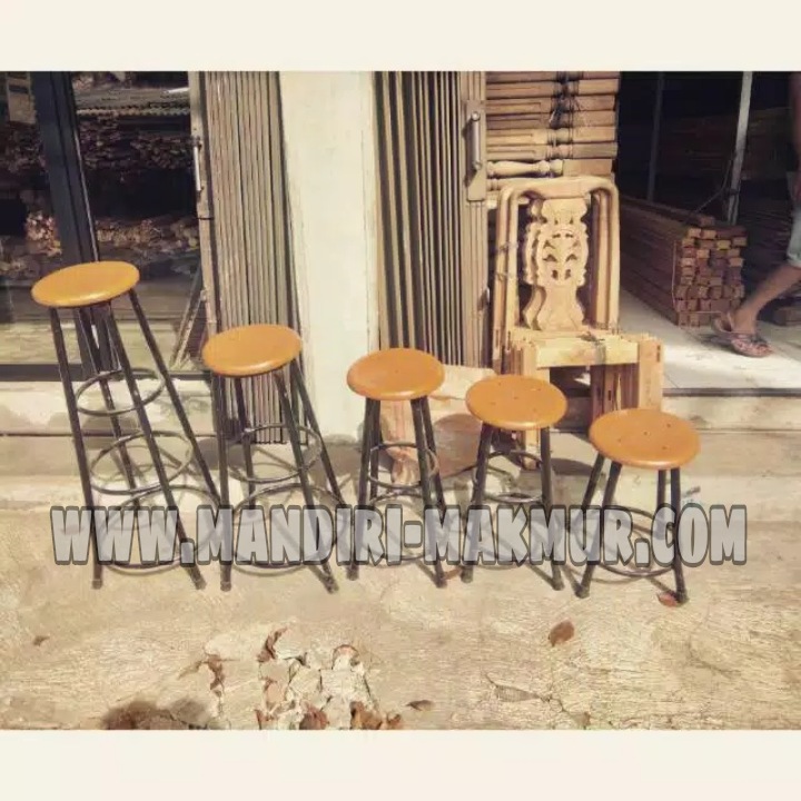 Kursi Laboratorium/Kursi Multi guna 60cm | mandiri-makmur.com