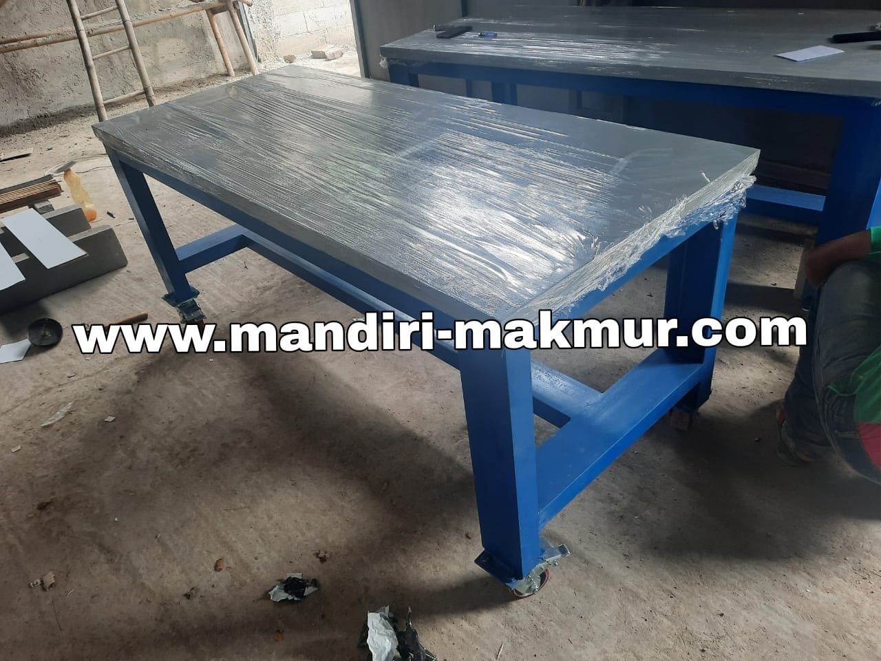 Heavy Duty Workshop Table Workbench Meja Kerja Workshop Ready Order ...